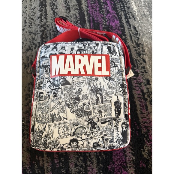 Marvel | Bags | Universal Studios Orlando Marvel Avengers Comics ...